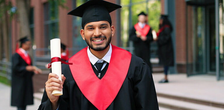 4 Tips for New Grads to Land a Job | Job-Hunt